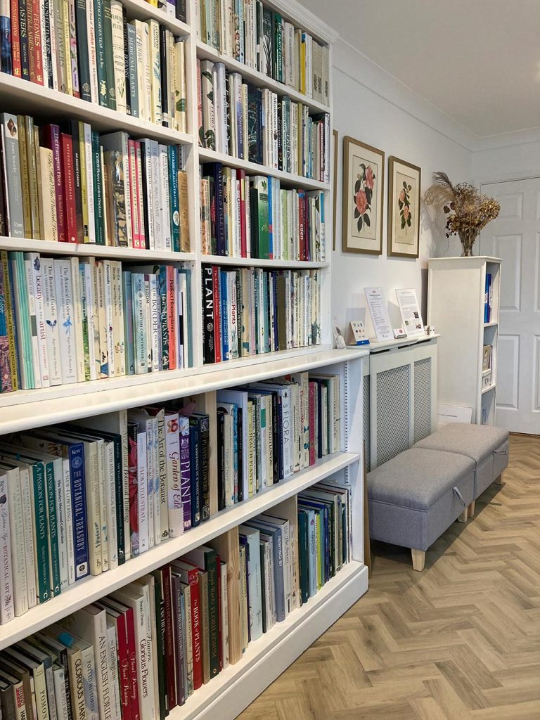 New teaching studio now open at Mannings Heath - Leigh Ann Gale ...